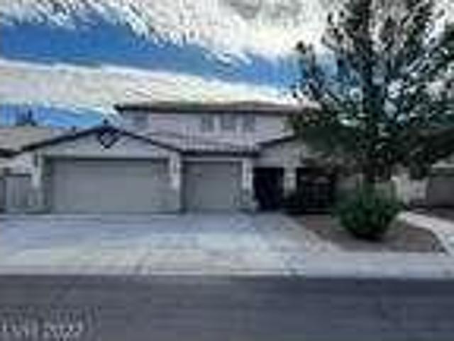 4 Bedroom 4 Bath In Las Vegas Nevada 89131