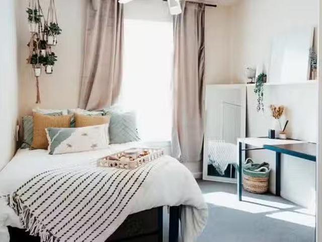 4 Bedroom 4 Bathroom