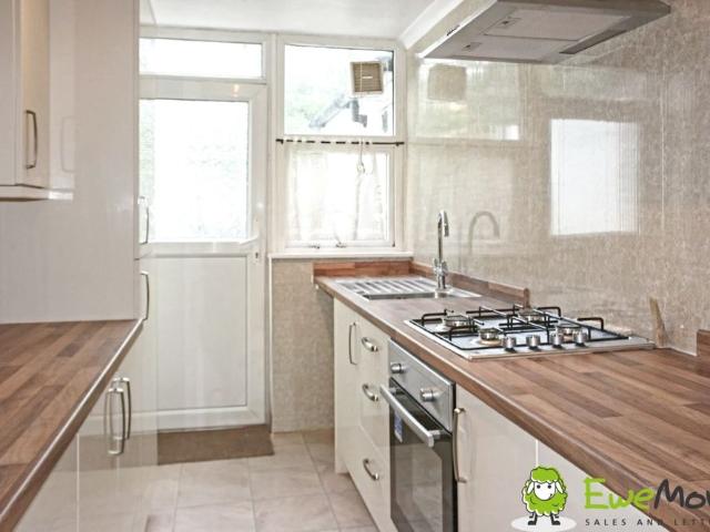 4 Bedroom