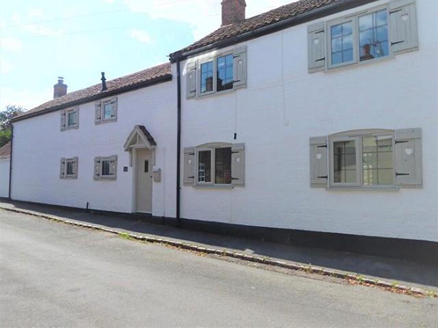4 Bedroom Cottage To Rent In School Lane, Long Clawson, LE14