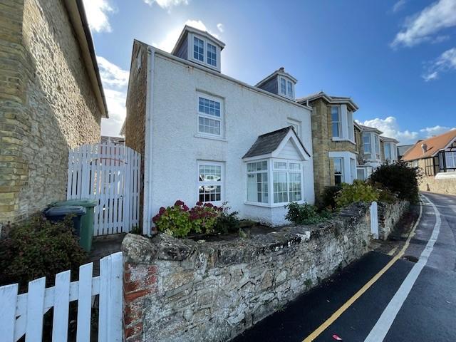 4 bedroom cottage to rent