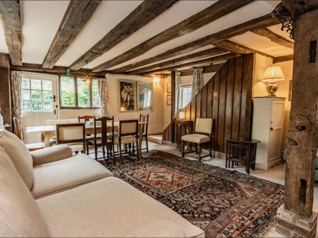 4 bedroom cottage to rent