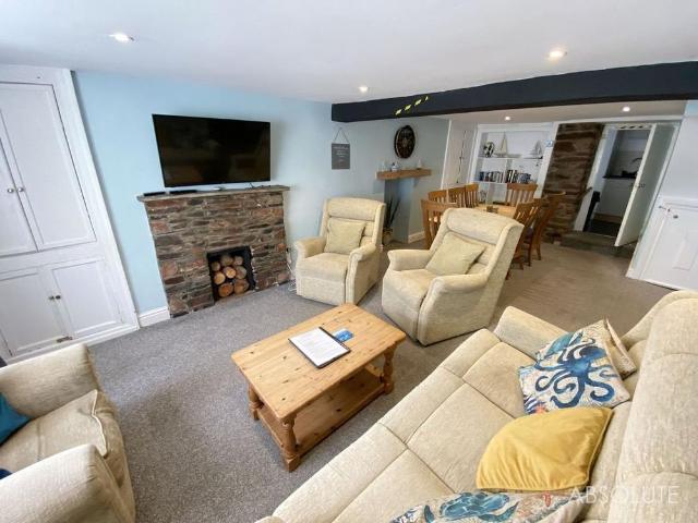 4 bedroom cottage to rent