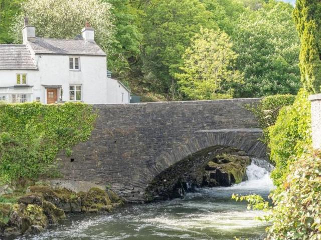 4 bedroom cottage to rent