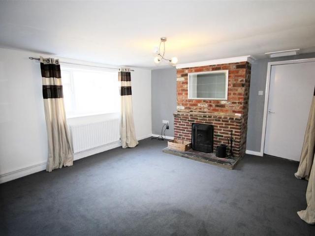 4 bedroom cottage to rent