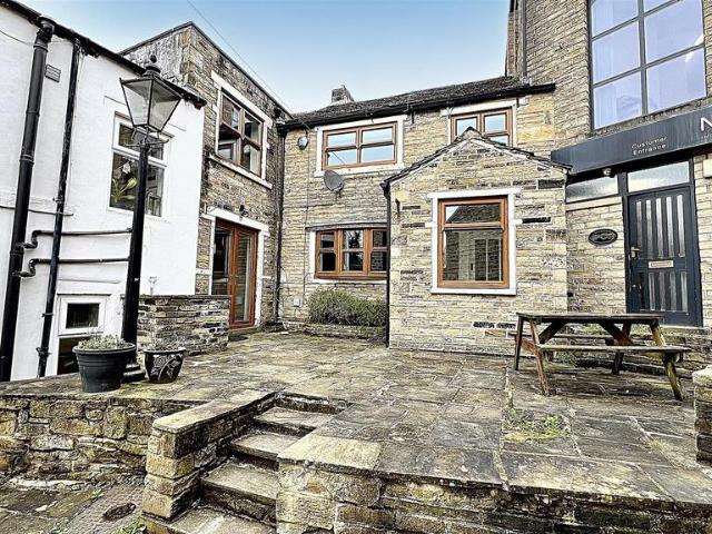 4 bedroom cottage to rent