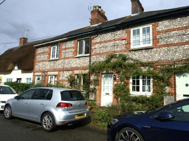 4 bedroom cottage to rent