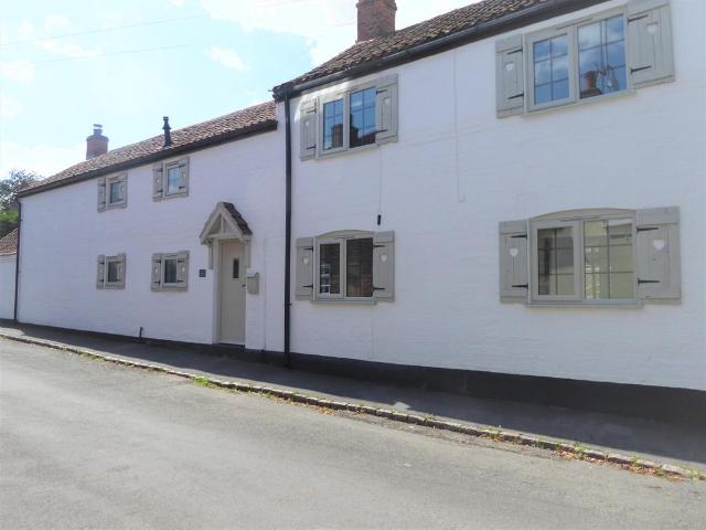 4 bedroom cottage to rent