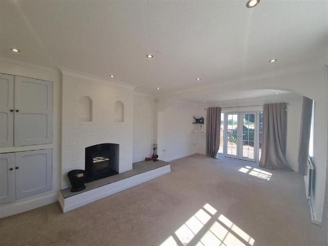 4 bedroom cottage to rent