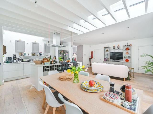 4 bedroom cottage to rent