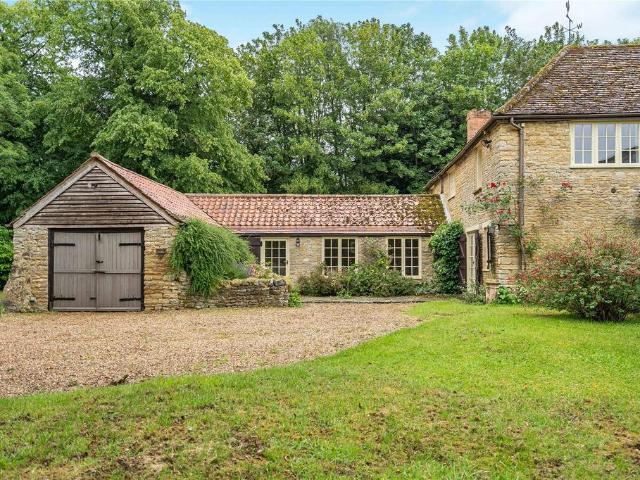 4 bedroom cottage to rent