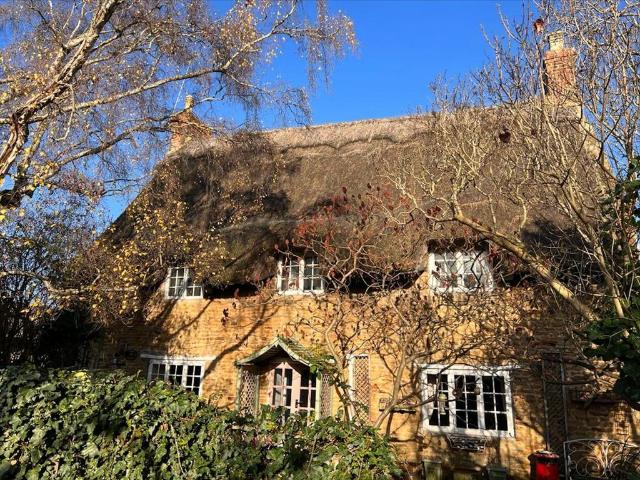 4 bedroom cottage to rent