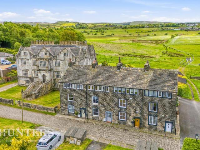 4 bedroom cottage for sale