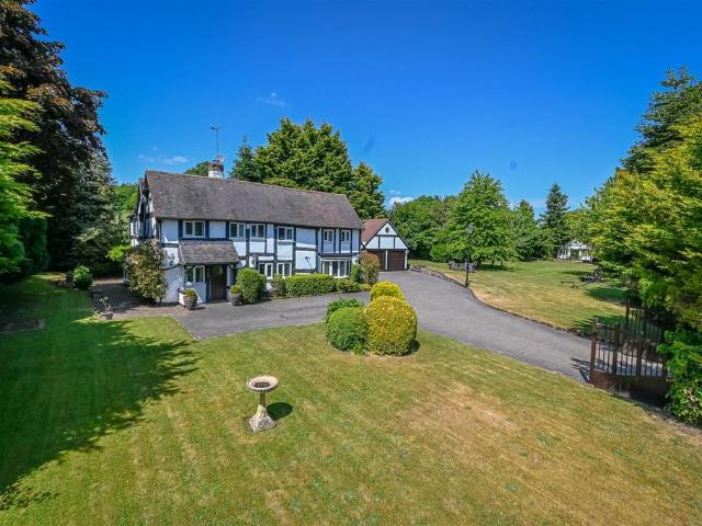 4 bedroom cottage for sale
