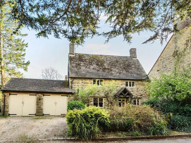 4 bedroom cottage for sale
