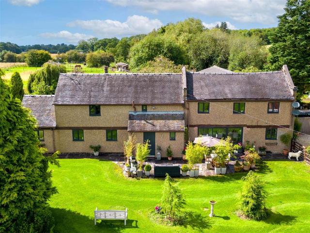 4 bedroom cottage for sale
