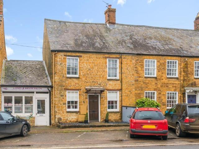 4 bedroom cottage for sale