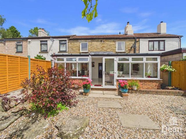 4 bedroom cottage for sale