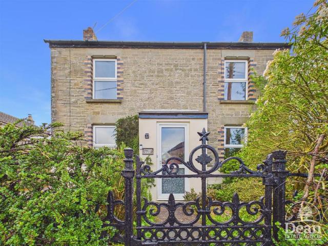 4 bedroom cottage for sale