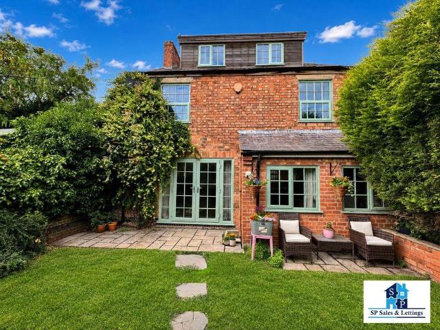 4 bedroom cottage for sale