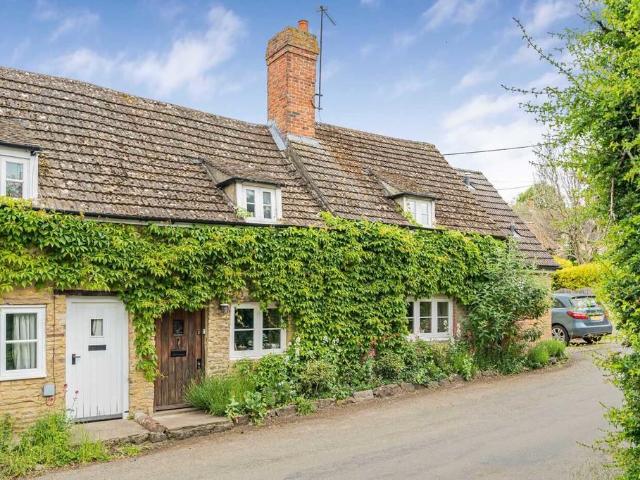4 bedroom cottage for sale