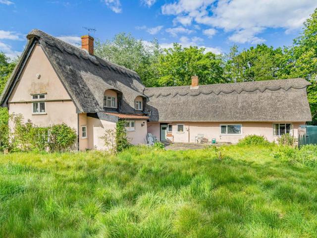 4 bedroom cottage for sale