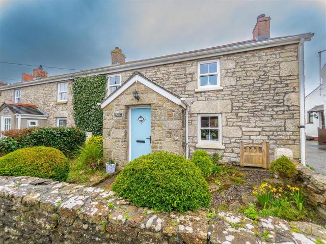 4 bedroom cottage for sale