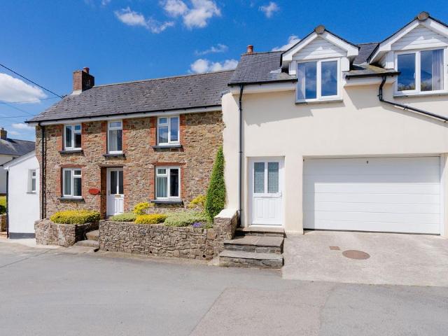 4 bedroom cottage for sale
