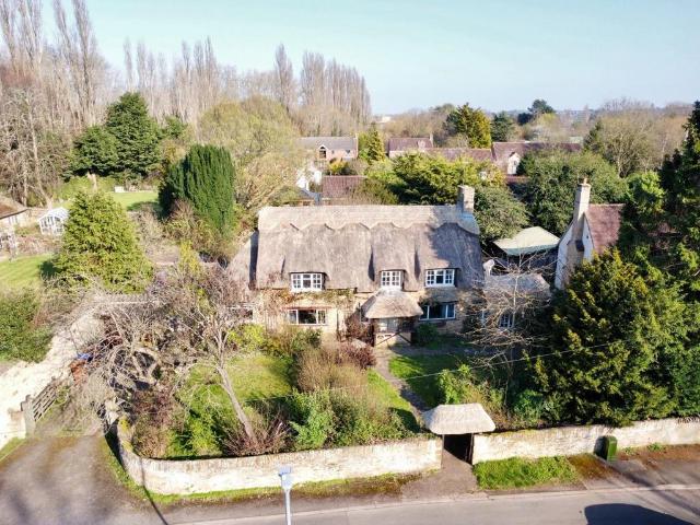 4 bedroom cottage for sale