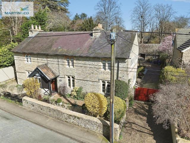 4 bedroom cottage for sale