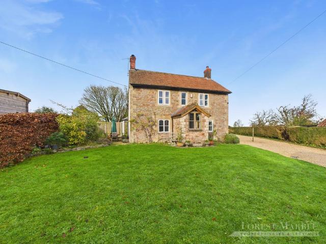 4 bedroom cottage for sale