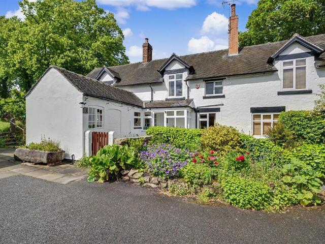4 bedroom cottage for sale