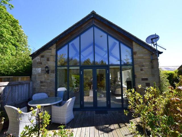 4 bedroom cottage for sale