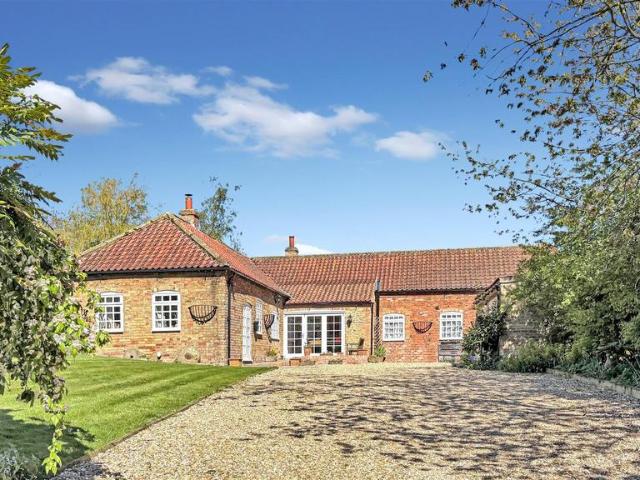 4 bedroom cottage for sale