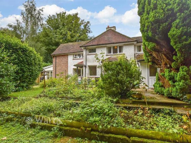 4 bedroom cottage for sale
