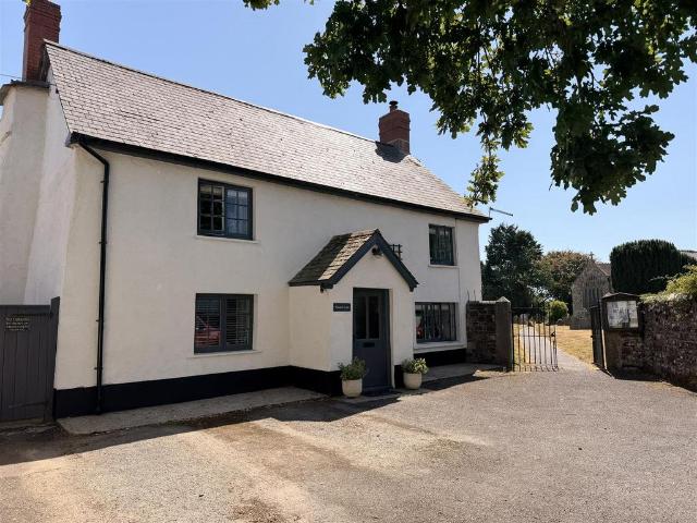 4 bedroom cottage for sale