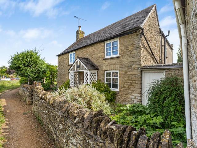 4 bedroom cottage for sale