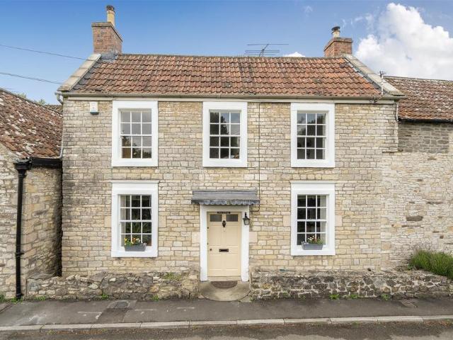 4 bedroom cottage for sale