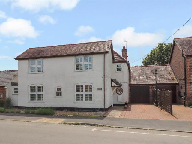 4 bedroom cottage for sale