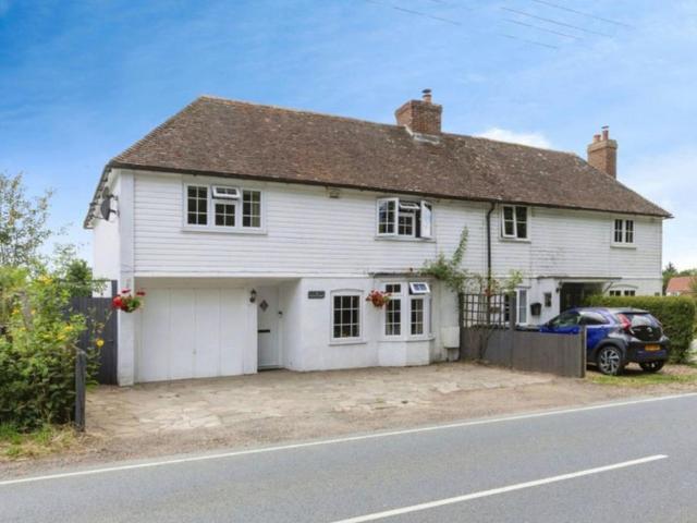 4 bedroom cottage for sale