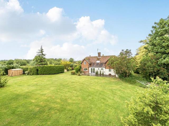 4 bedroom cottage for sale