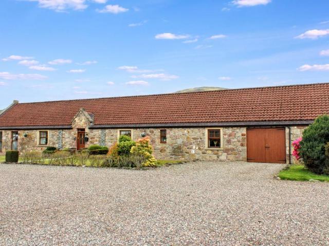 4 bedroom cottage for sale