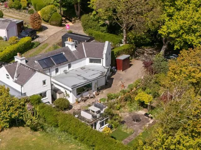 4 bedroom cottage for sale