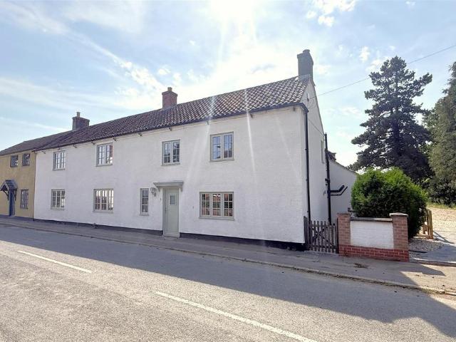4 bedroom cottage for sale