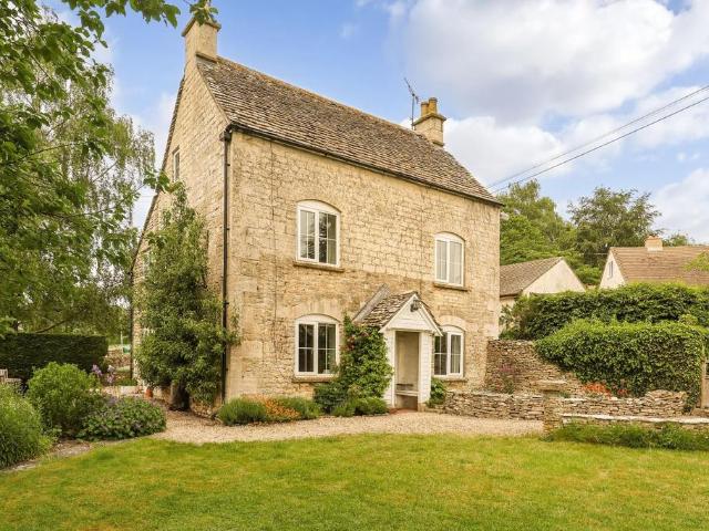4 bedroom cottage for sale