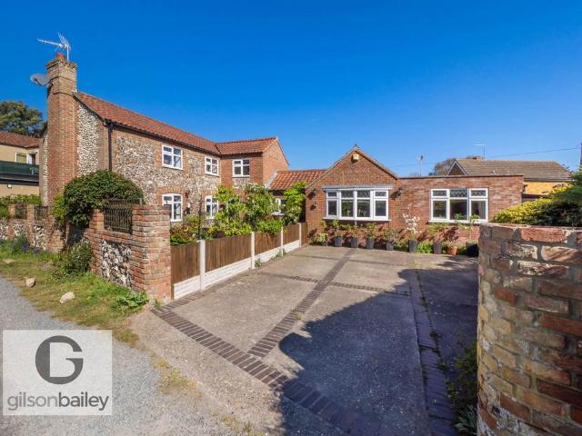 4 bedroom cottage for sale