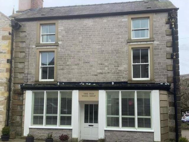 4 Bedroom Cottage For Sale In Tideswell