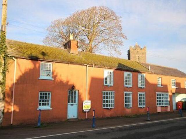 4 Bedroom Cottage For Sale In Bridge Road