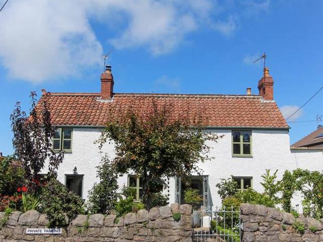4 bedroom cottage for sale in Charming cottage in Yatton BS49