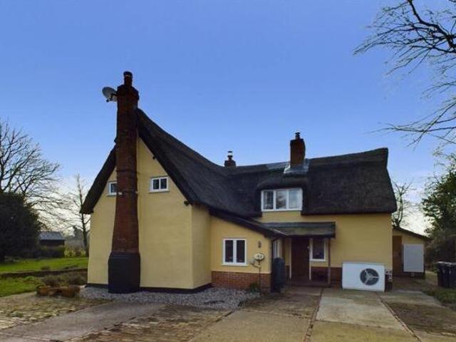 4 Bedroom Cottage For Sale In Combs, Stowmarket
